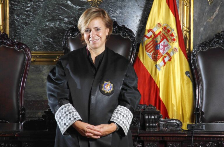 ¿Cómo empieza un juez en una audiencia? | NotariaBasanta.es